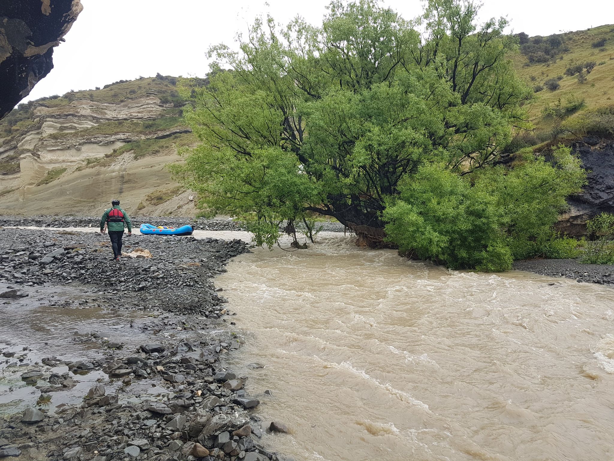 Broken River (II/III) with portages - PackraftingTrips.NZ