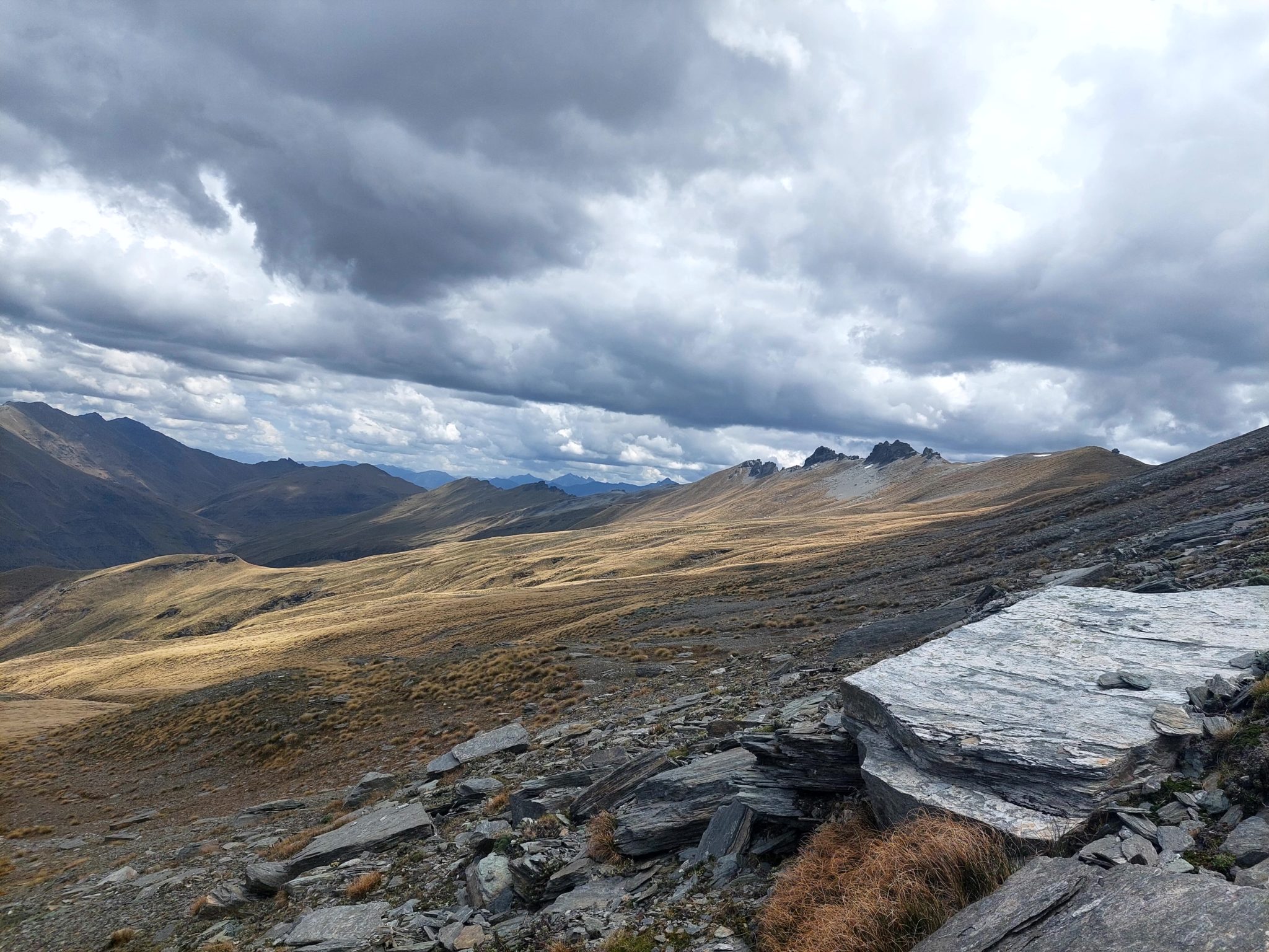 Polnoon Burn (IV) or (III with portages) - PackraftingTrips.NZ